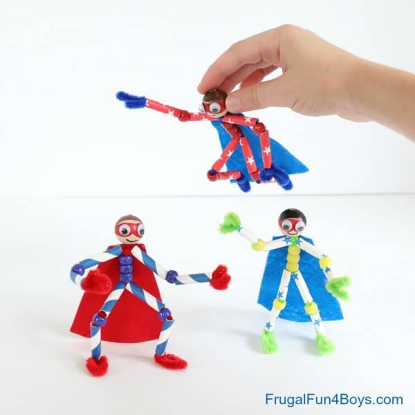 40 Pipe Cleaner Crafts for Kids: Animals, Flowers and More! - Simply ...